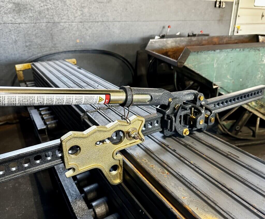 Winch-Clamp-Spreader Attachment - Hi-Lift Jack Co.
